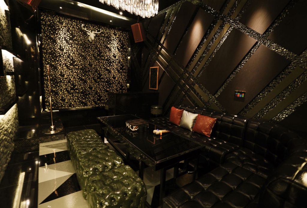 Small Room 102 | The W Karaoke Lounge